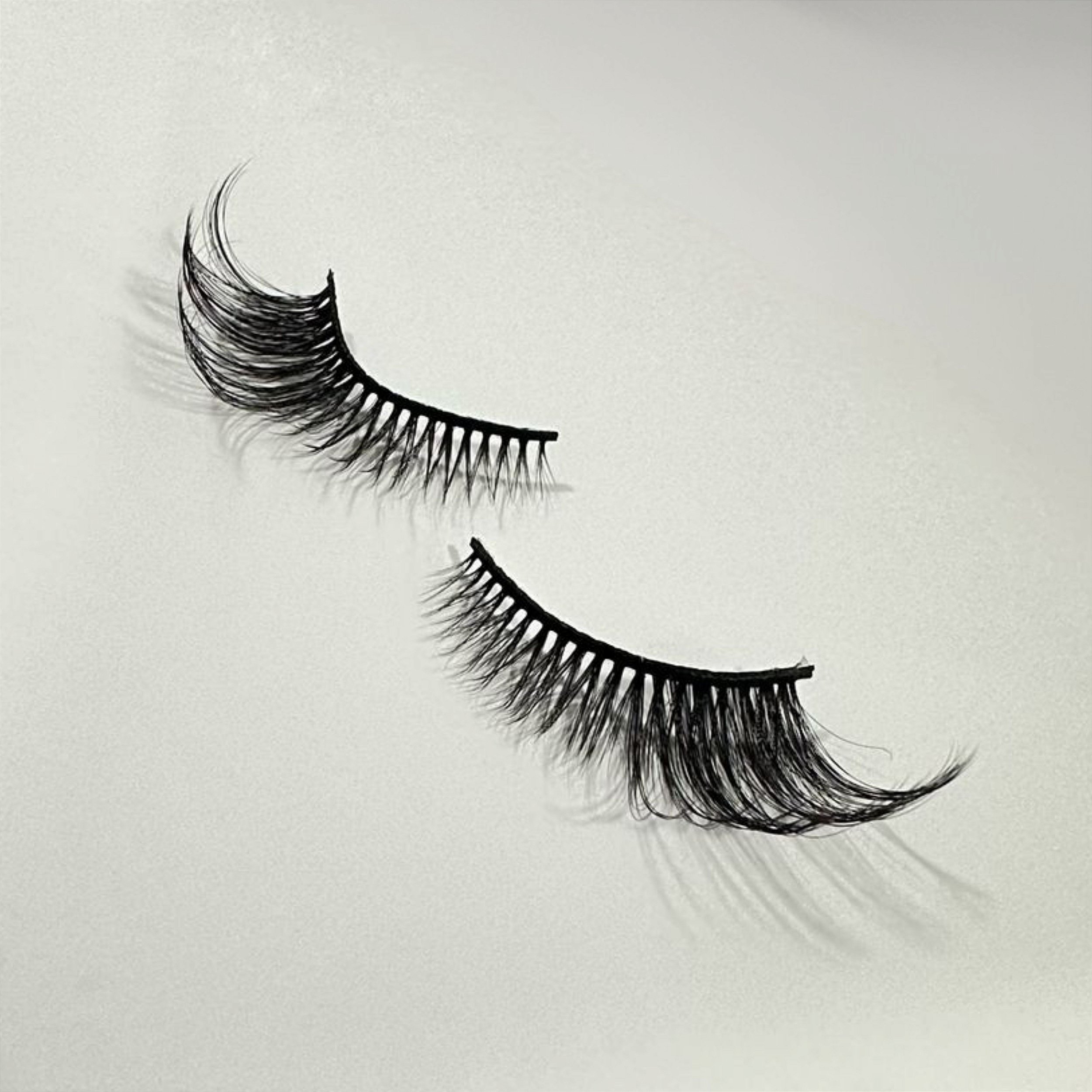 Cílios postiços efeito foxy eyes linha tweety Miss frandy - TM Makeup