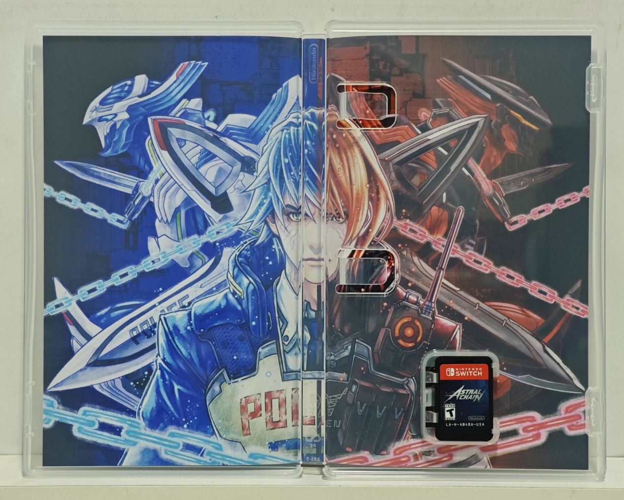 Astral Chain - Nintendo Switch - Semi-Novo - Carvalho Games