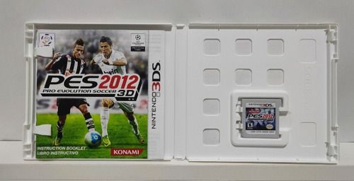 Pro Evolution Soccer 2012 3D - Nintendo 3DS - Semi-Novo - Carvalho Games