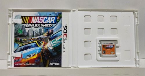 Nascar Unleashed - Nintendo 3DS - Semi-Novo - Carvalho Games