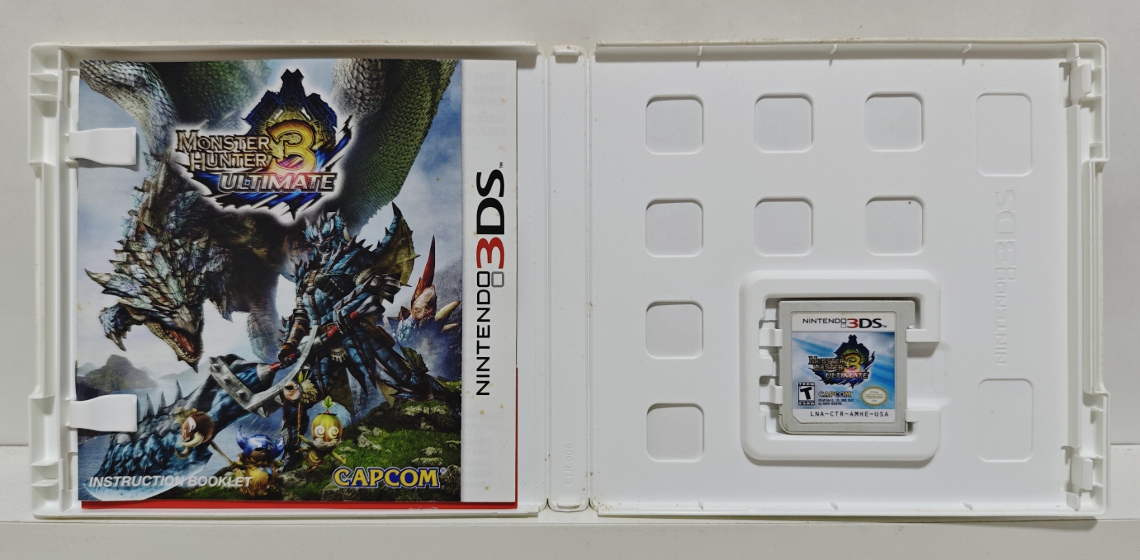Monster Hunter 3 Ultimate - Nintendo 3DS - Semi-Novo - Carvalho Games