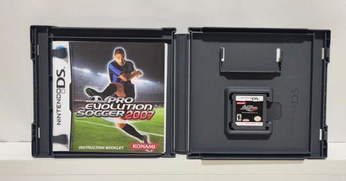 Pro Evolution Soccer 2007 - Nintendo DS - Semi-Novo - Carvalho Games
