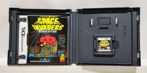 Space Invaders Revolution - Nintendo DS - Semi-Novo - Carvalho Games