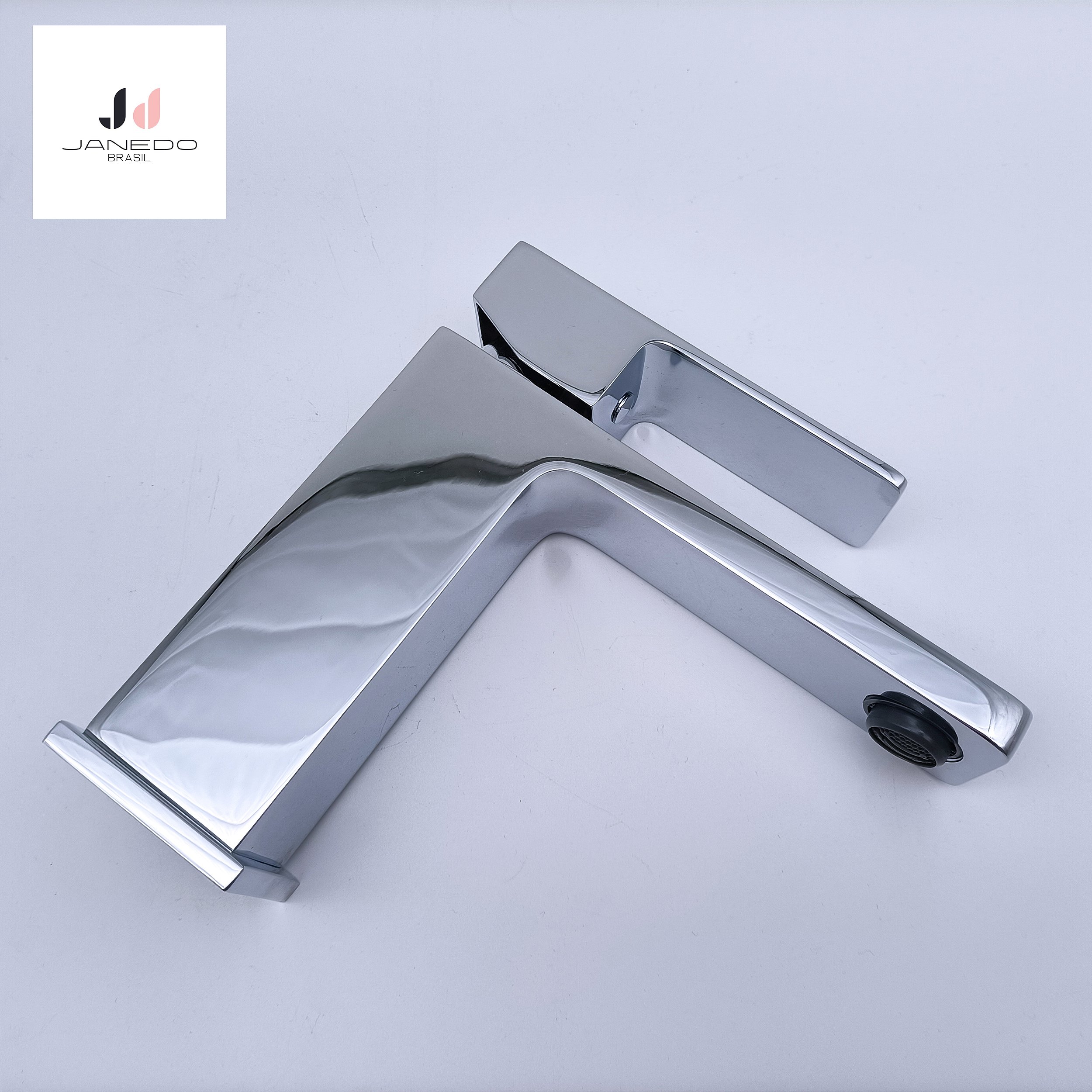 Misturador monocomando Square para Banheiro Cromado - Janedo Brasil