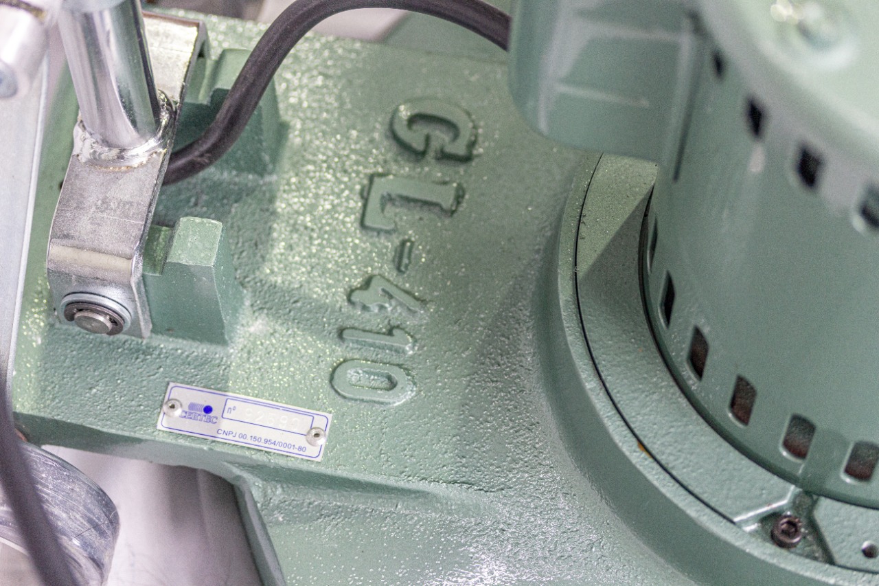 Enceradeira GL 410mm 1HP Bivolt - Certec - Policenter - Produtos para ...