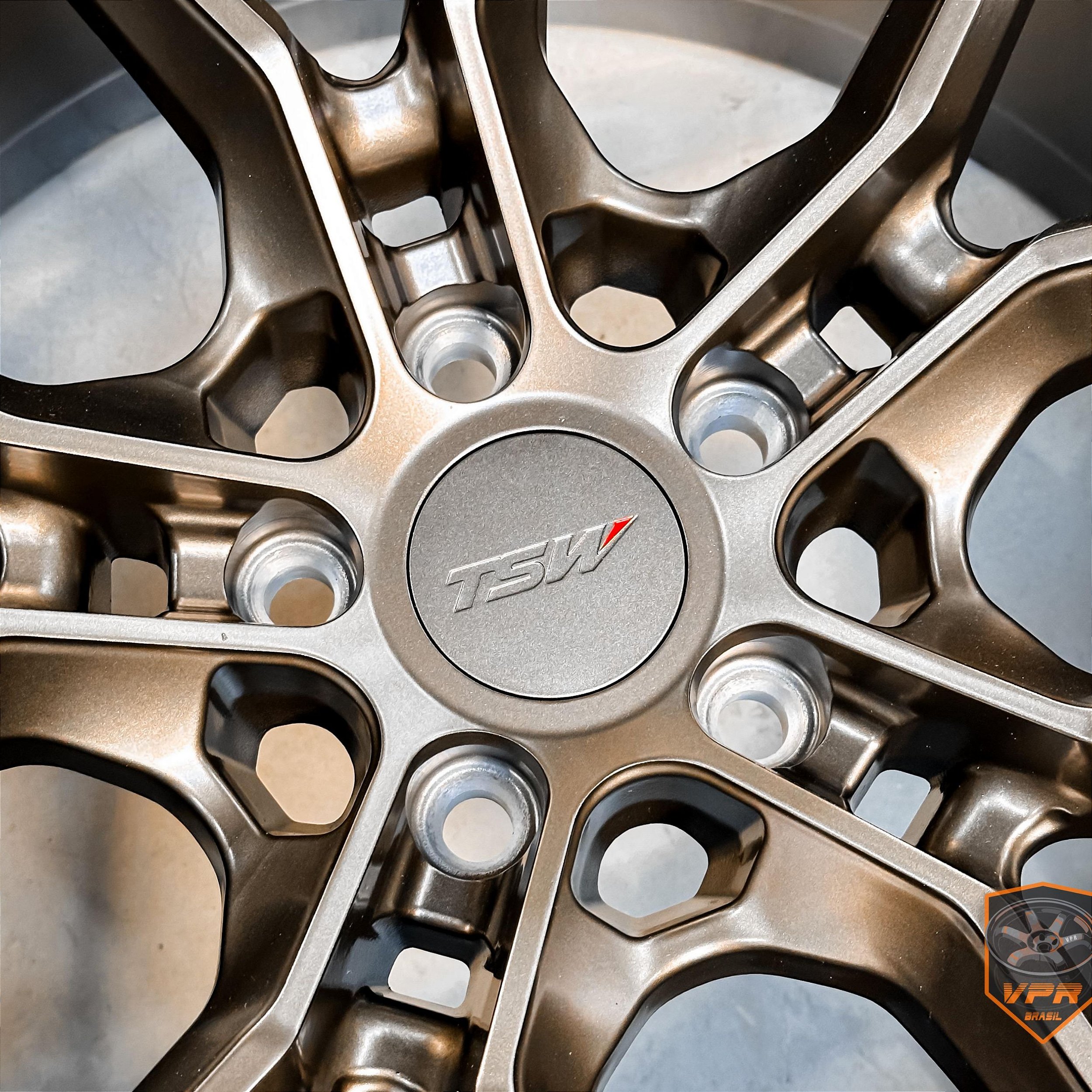 Jogo de rodas TSW Neptune - 18x8" - 5x100 - VPR Brasil