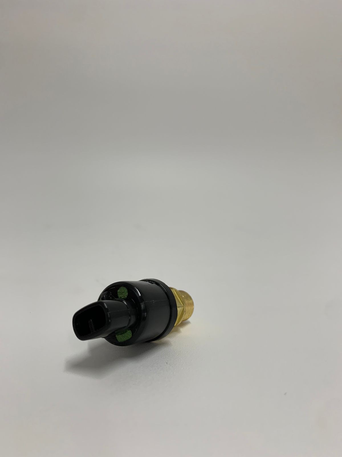 Sensor de pressão - 31E5-40520 - 42HDLL, HX140L, HX160L, HX180L, HX235L ...