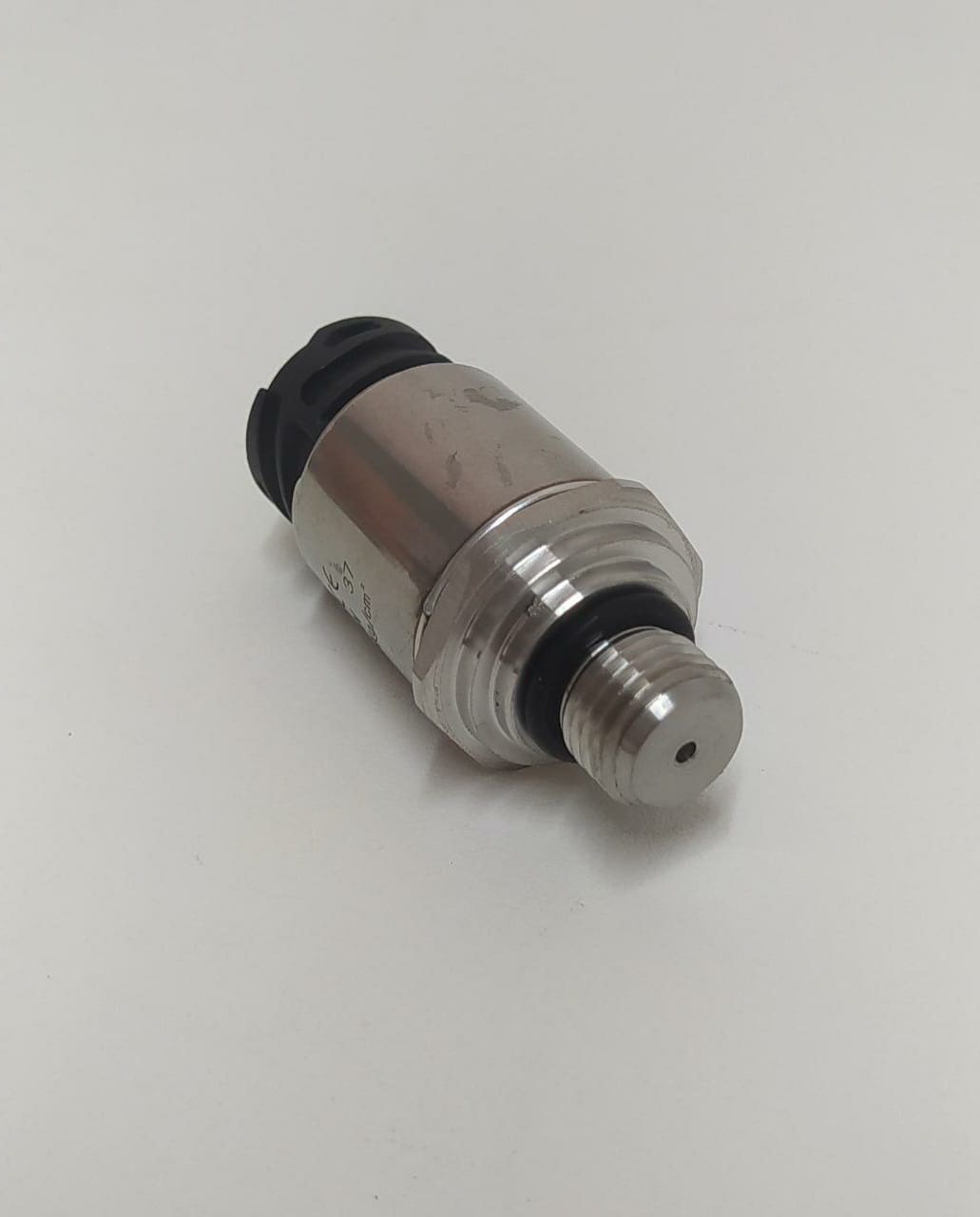 17216328 - Sensor de Pressão Freio - A35D, A40D, G930C, G940C, G946C ...