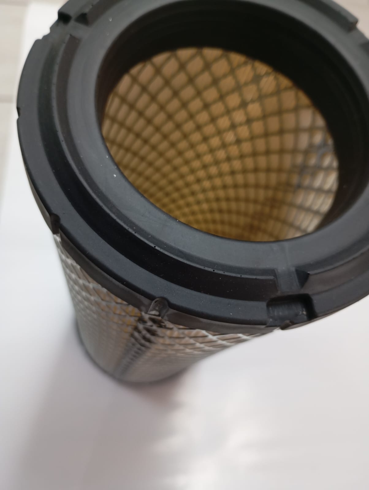 17229342 - Filtro de Ar Secundário - Peças para Veículos Pesados Isam ...