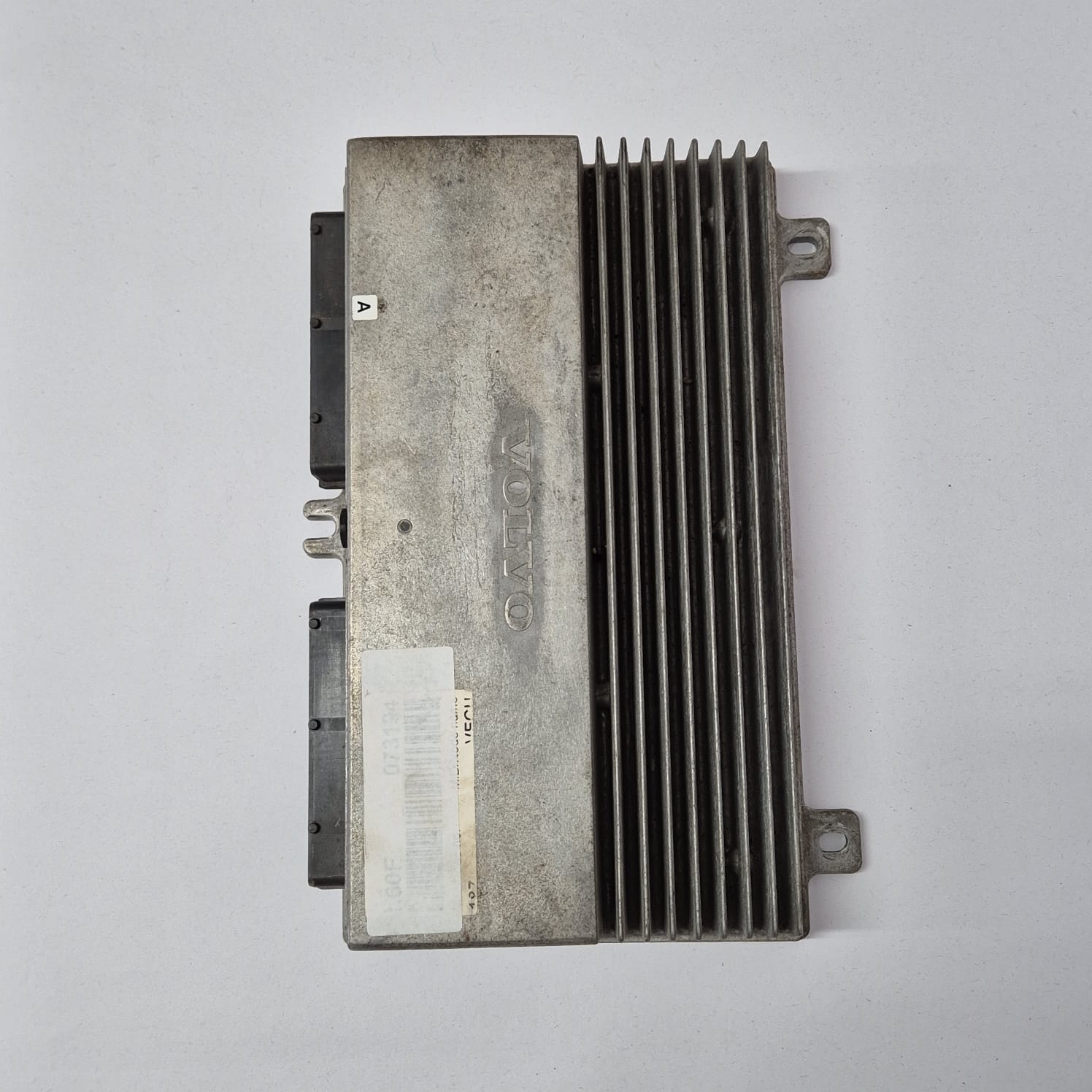 11383875 - Módulo da Cabine ECU Volvo - Peças para Veículos Pesados ...