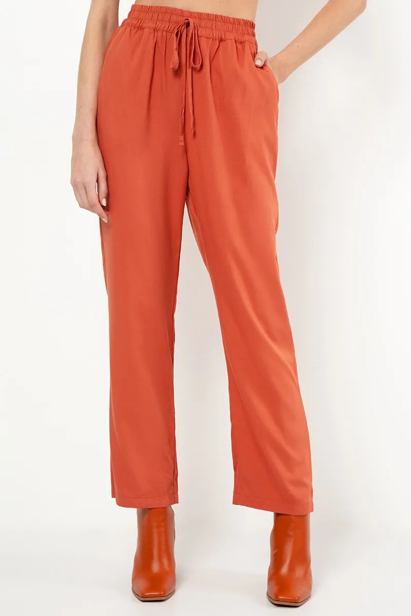 SLY CALCA - MELEVALOGO