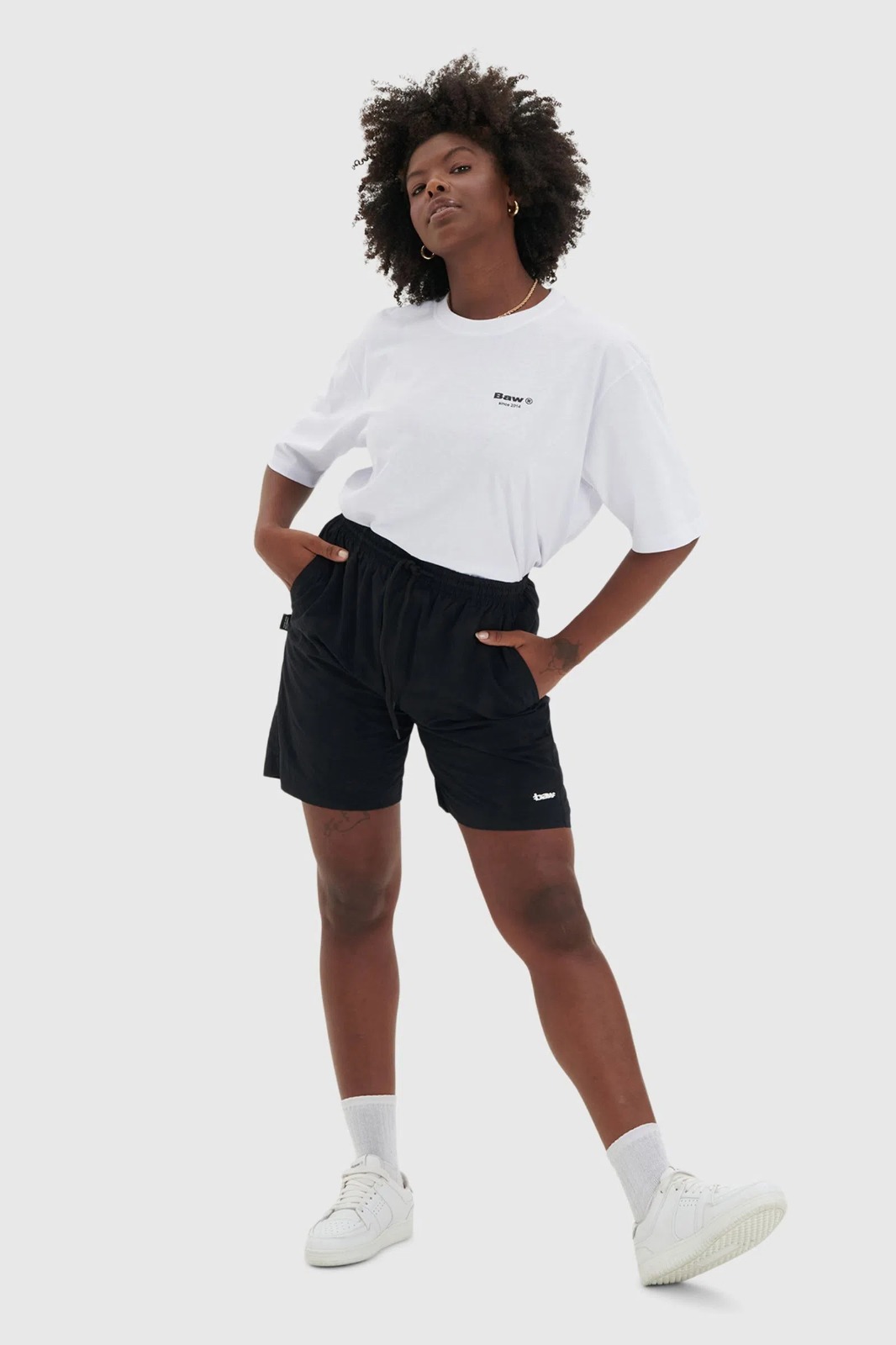 BAW BEACH SHORTS - MELEVALOGO