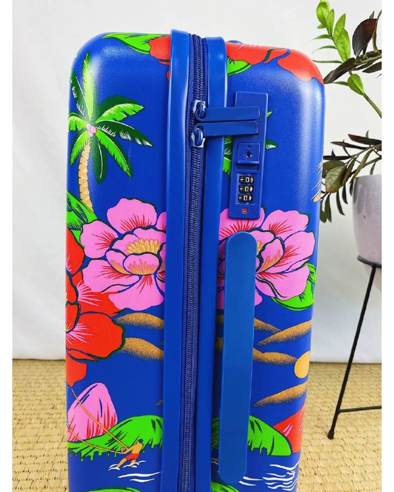 FARM MALA ME LEVA P FARM RIO DE FLOR - MELEVALOGO