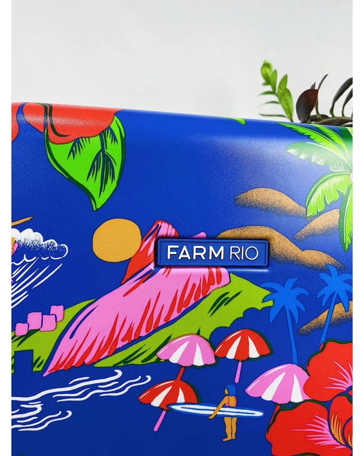 FARM MALA ME LEVA P FARM RIO DE FLOR - MELEVALOGO