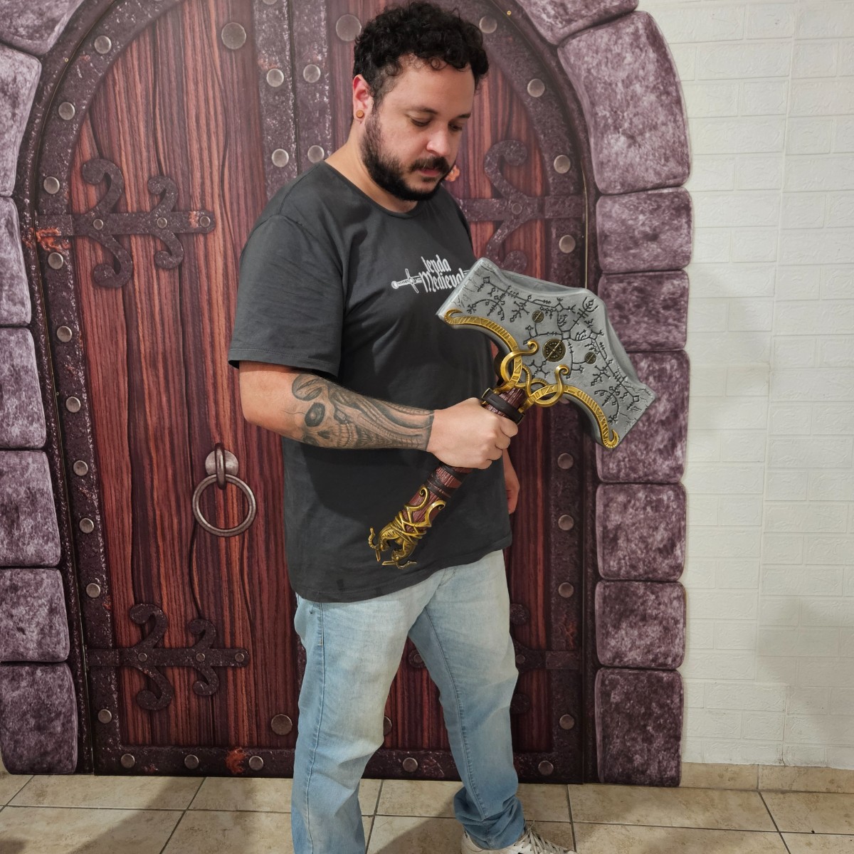 Martelo Mjölnir Thor God of War Ragnarok em Aço – Edição Colecionador ...