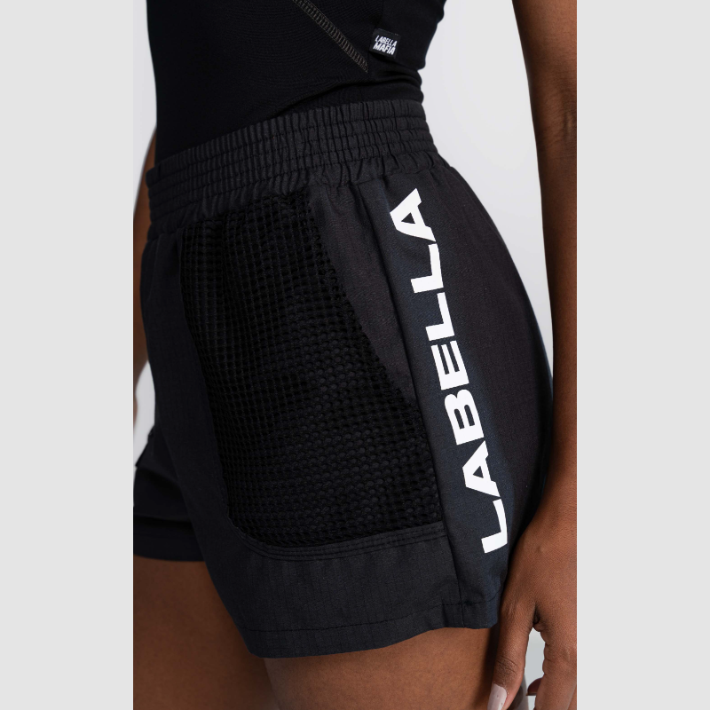 Short Streetwear Preto Labellamafia - Lançamentos e novidades da MARIA ...