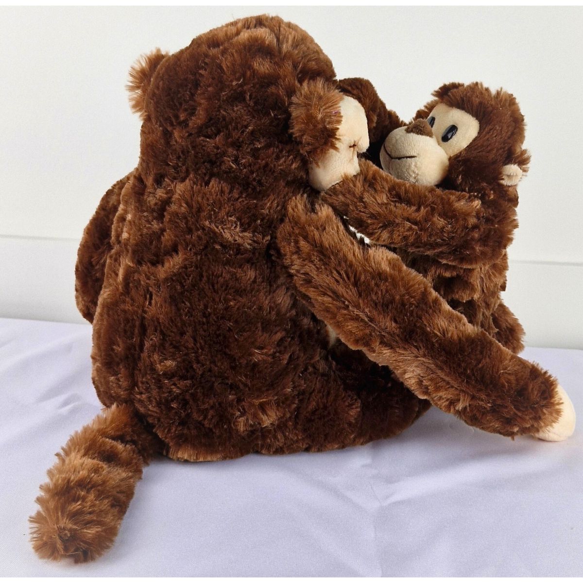 Macaco De Pelúcia Com Filhote Realista Grande - Fizzy - Nikity Toys ...