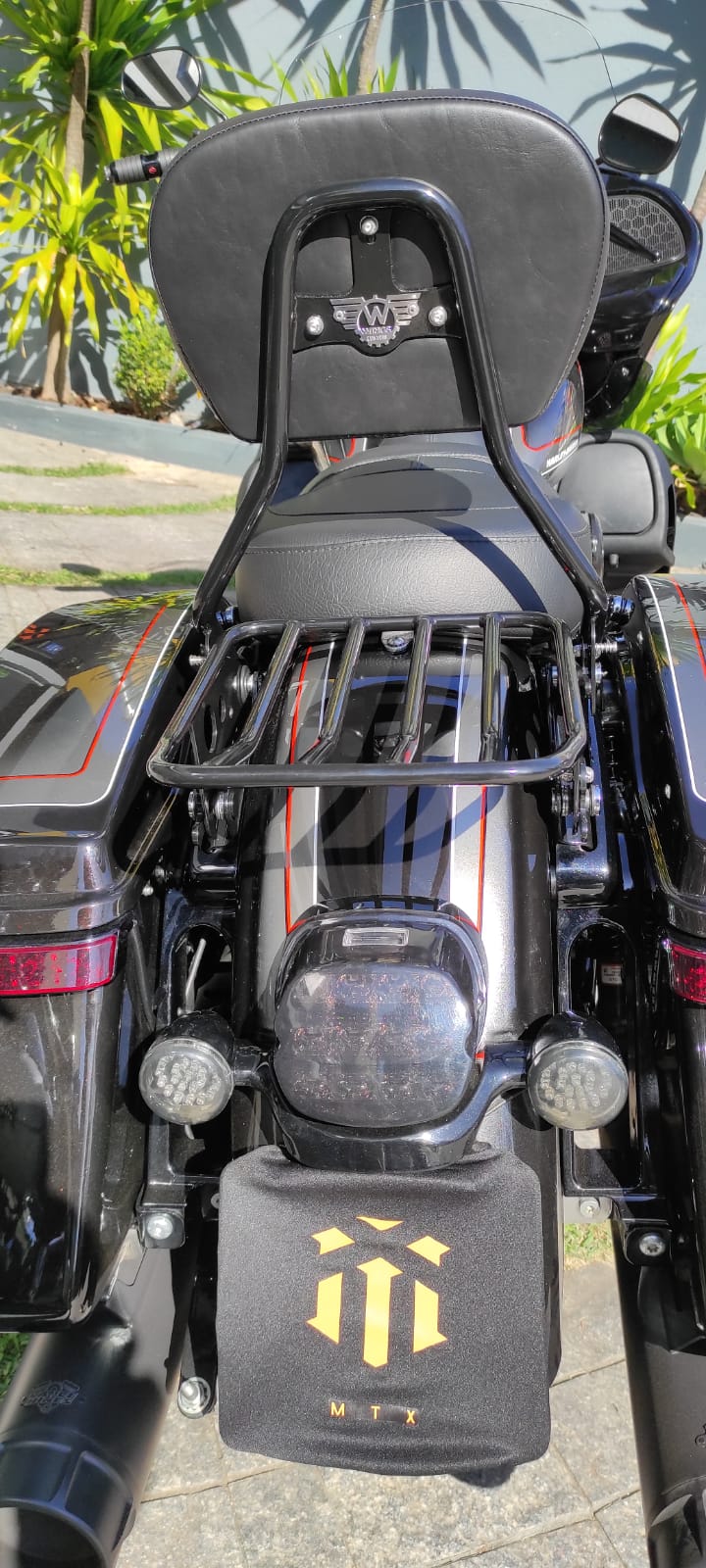 Kit Sissy Bar Wings Destacável Mod. King Low Confort c/ Bagageiro 16 Pol. HD Touring - Preto ...