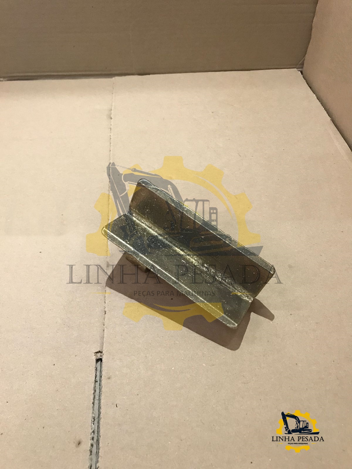 Tira bronze deslocamento lamina - Motoniveladora John Deere 620G / 622G ...