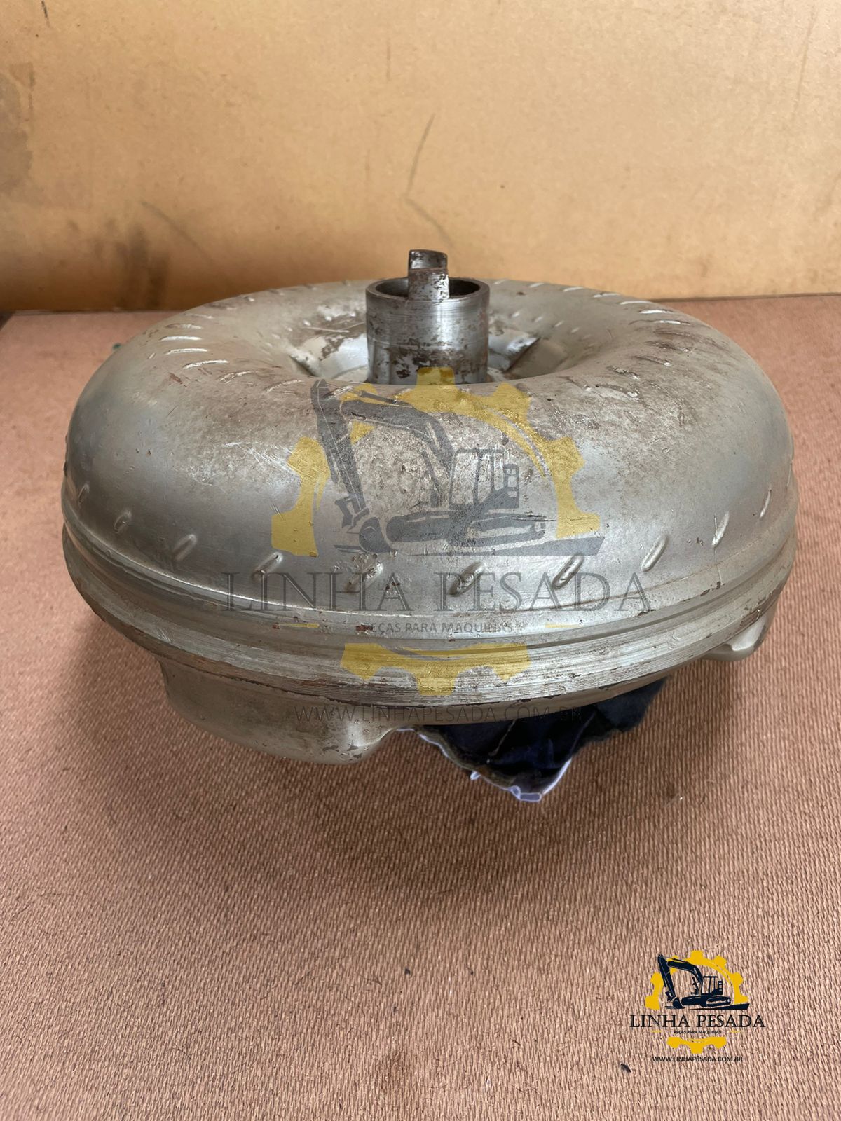 Conversor de Torque Retroescavadeira Case 580L 580M 1995135C1, A186701 ...