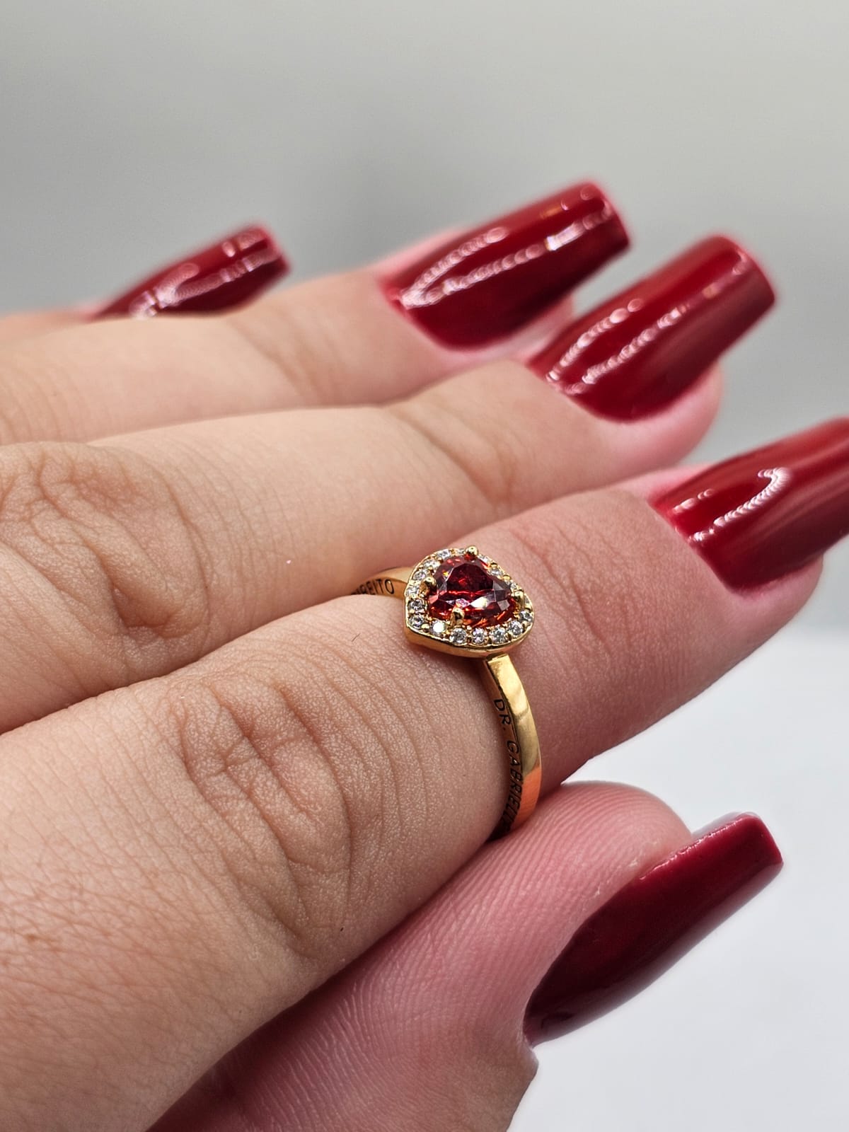 Anel de Formatura Personalizado em ouro 18k - Madoro Joias