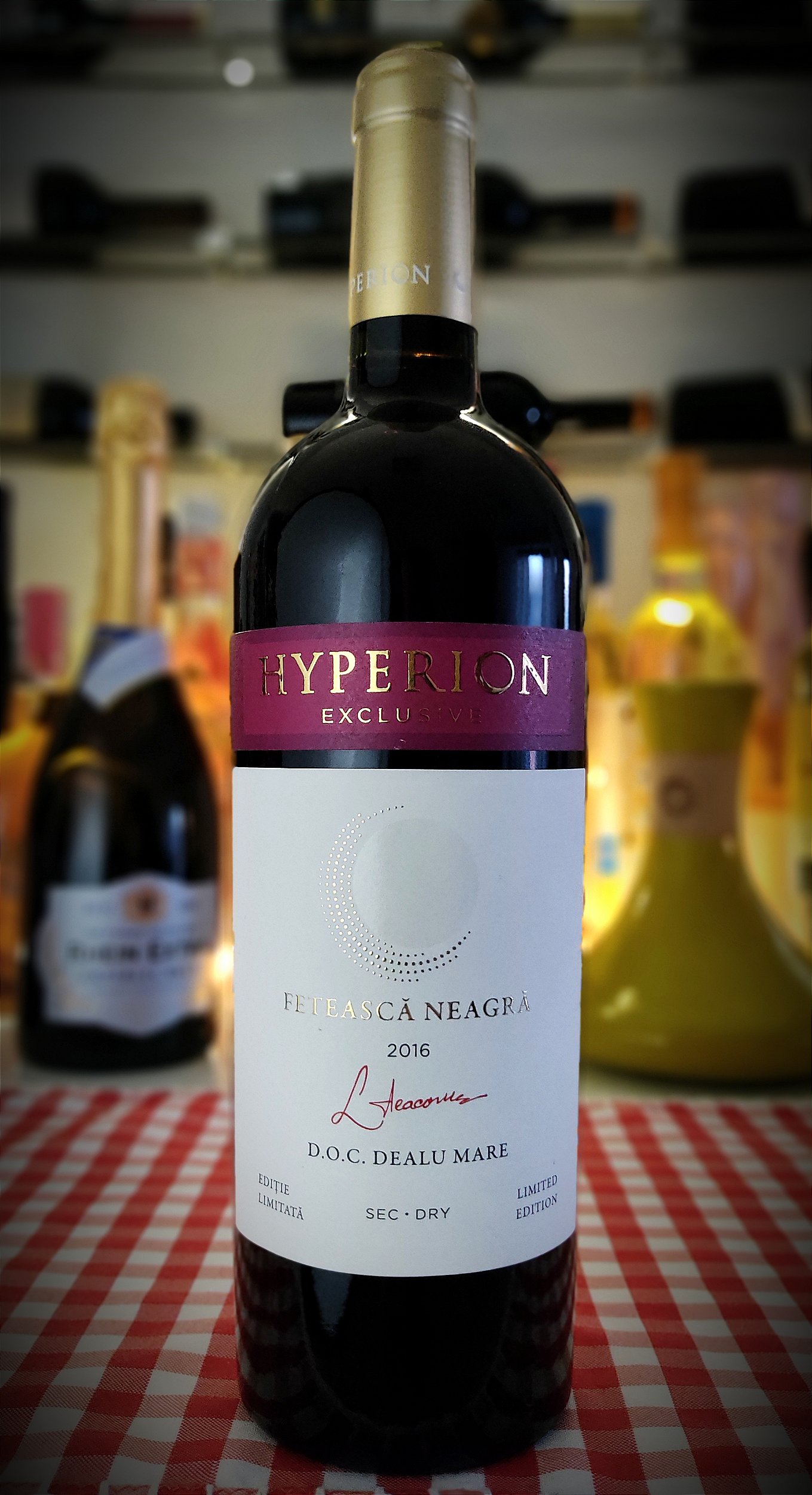 Hyperion Exclusive - Mestre Bacco Vinhos e Cia