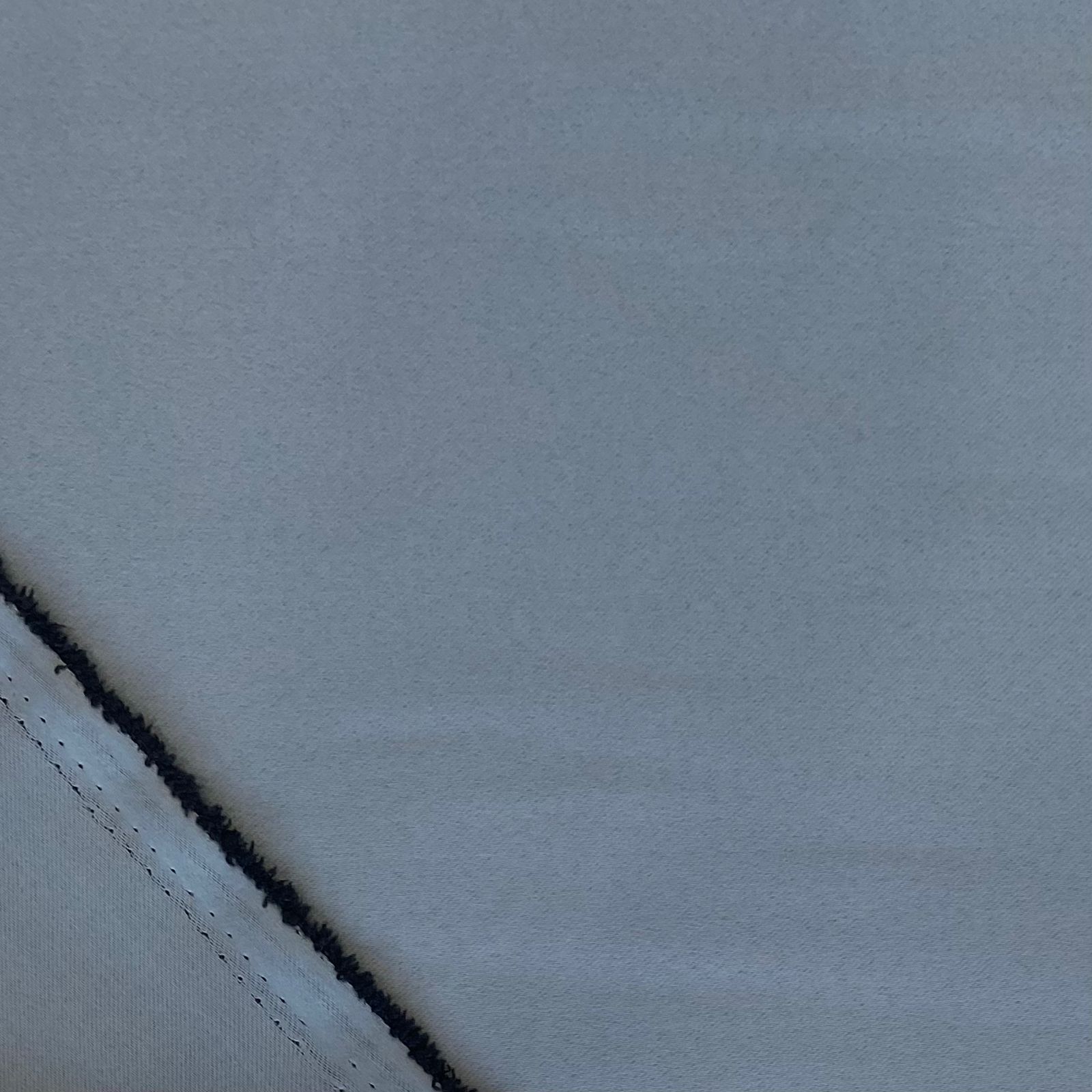 BLACKOUT LISO (CINZA) - Ponto dos Tecidos