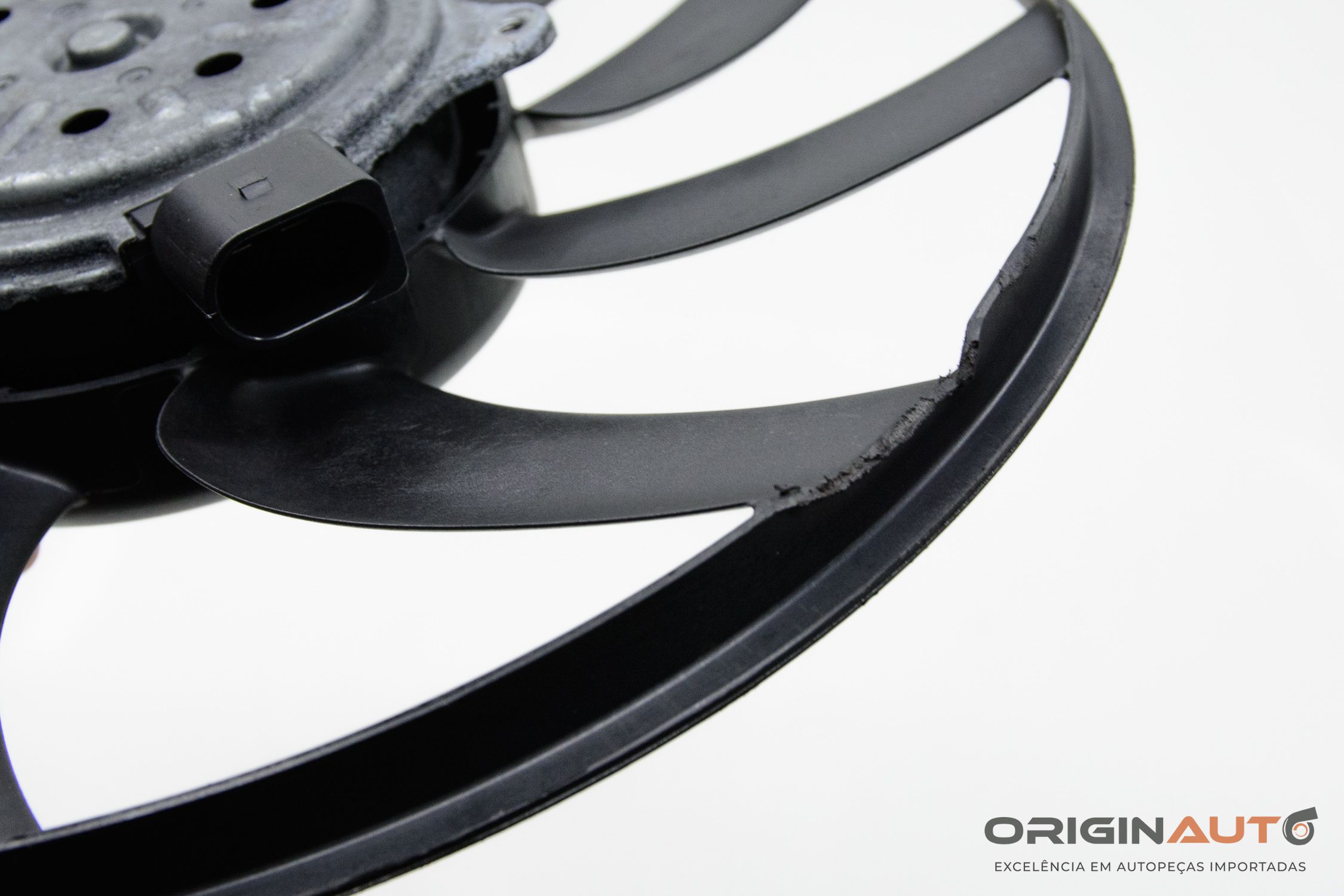 Eletroventilador Menor C/ Motor Audi Q3 2.0 2014 8K0959455Q ...