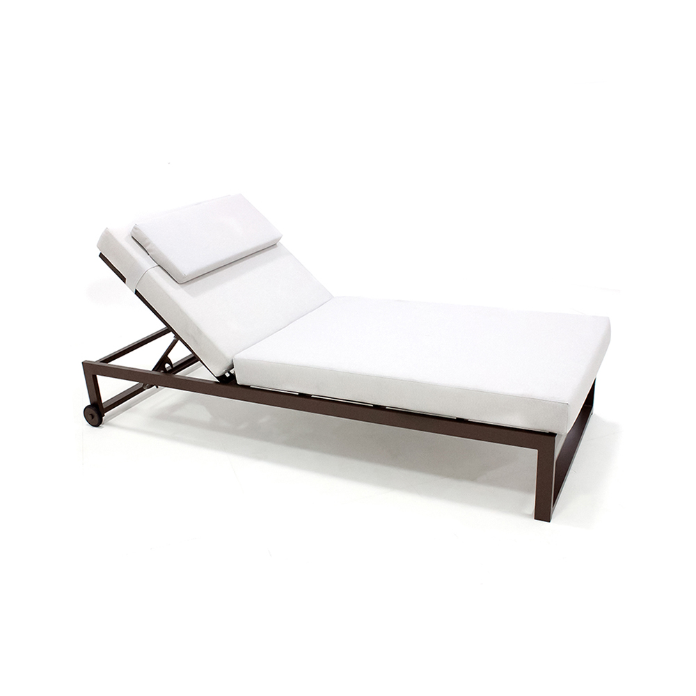 Espreguiçadeira Bogarim em Alumínio com Encosto Reclinável - Sarah Móveis