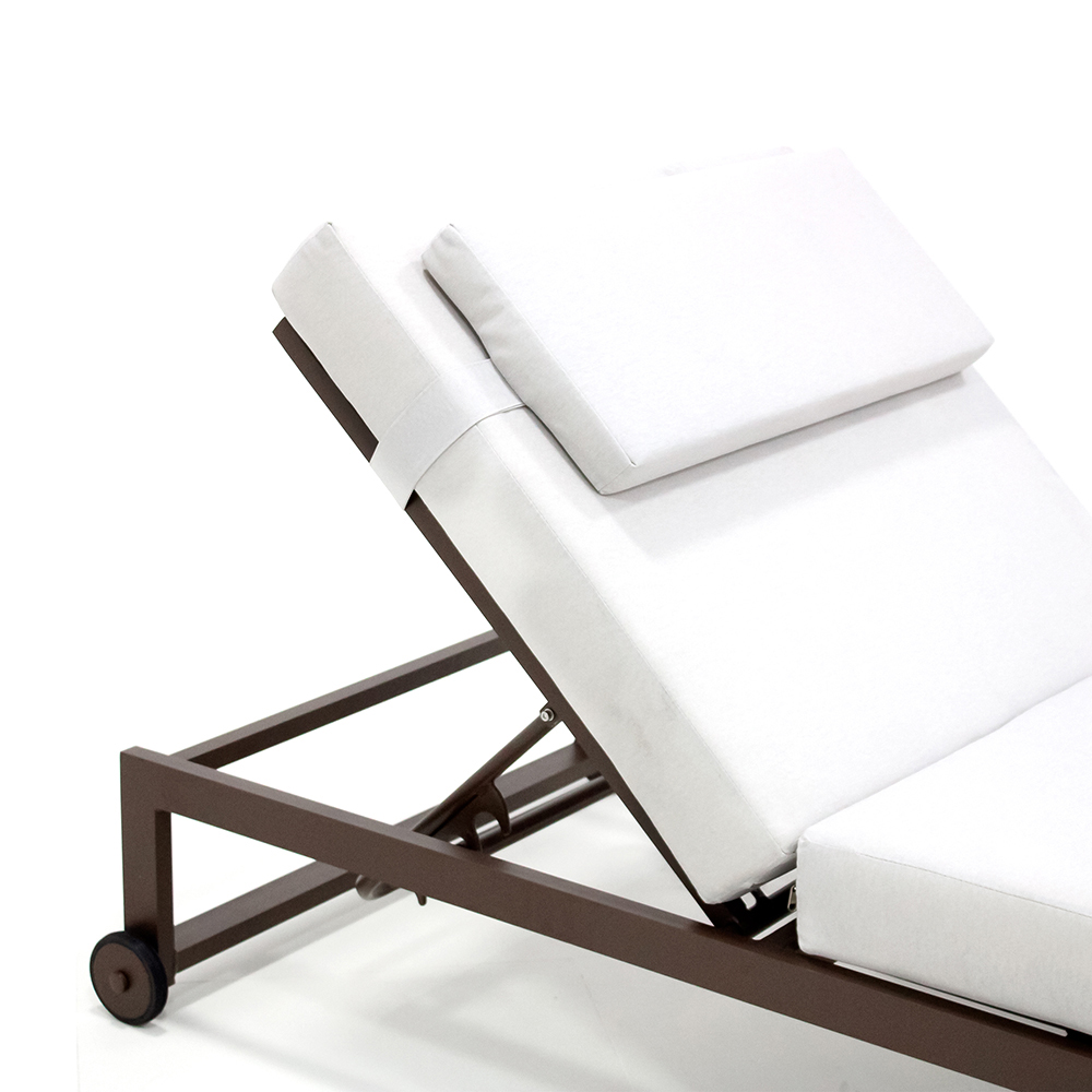 Espreguiçadeira Bogarim em Alumínio com Encosto Reclinável - Sarah Móveis