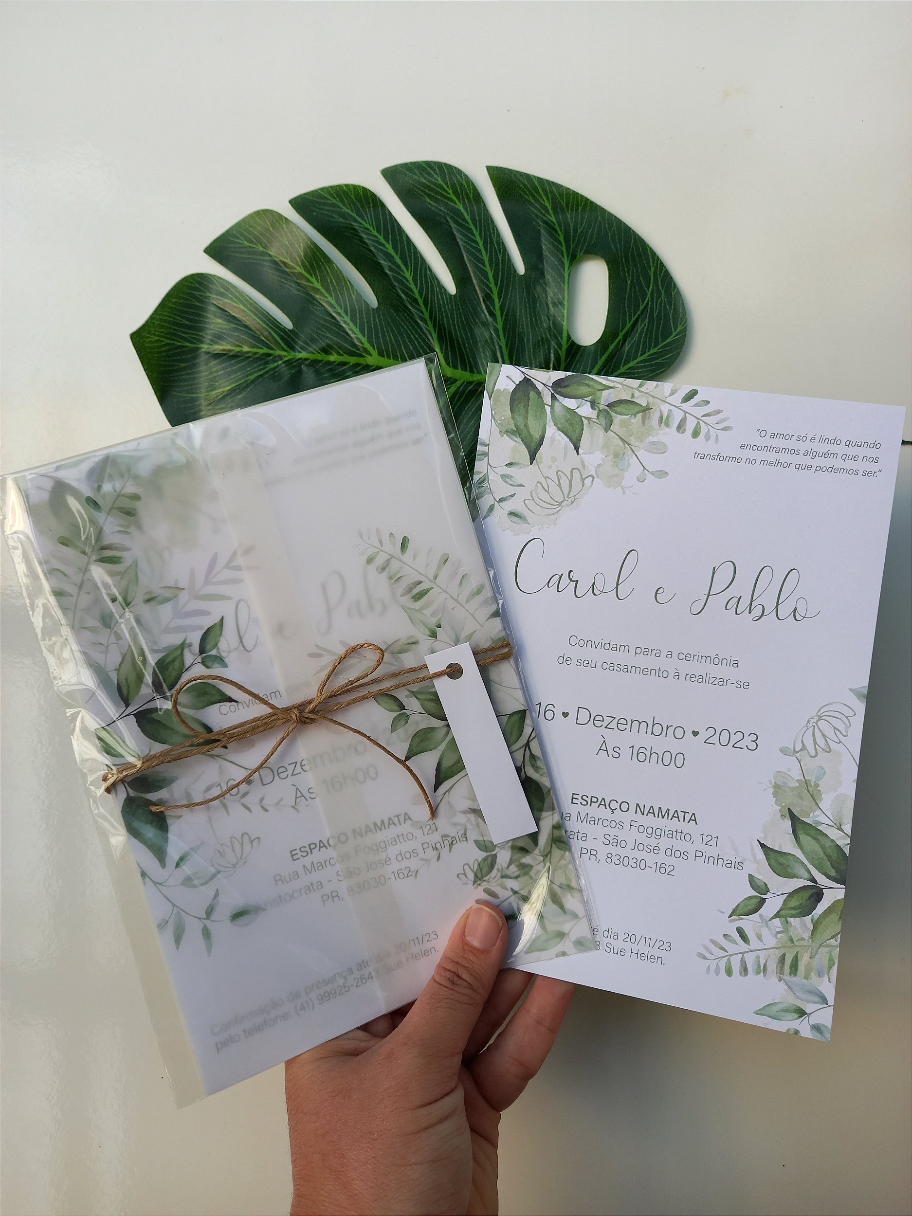 Convite de casamento com papel vegetal floral - Gran Convites