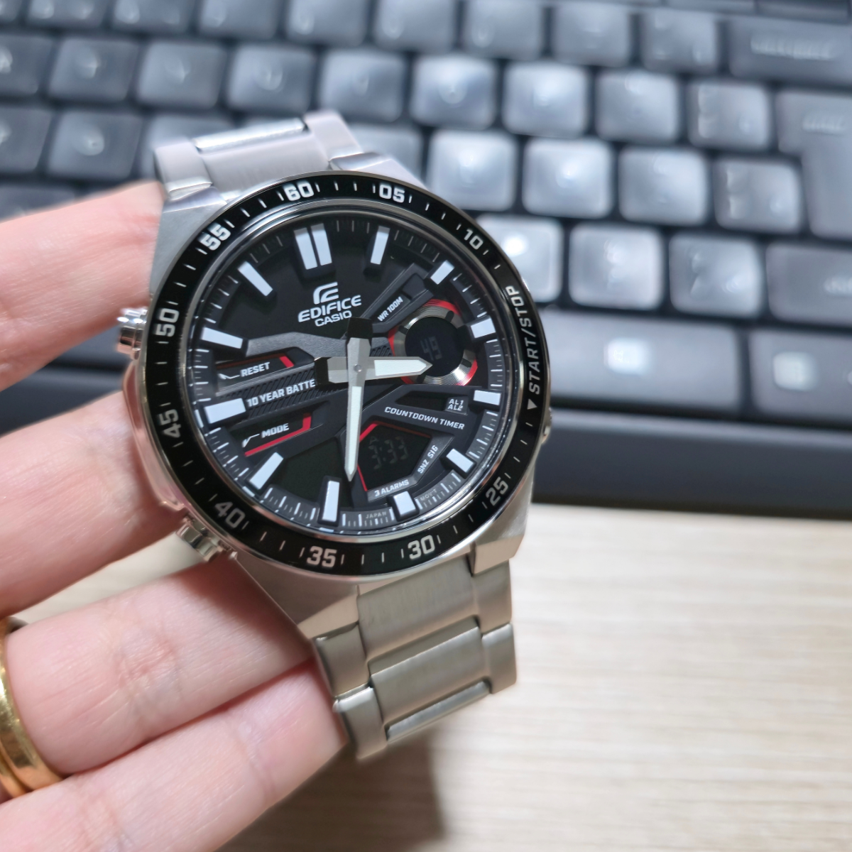 Relógio Casio Analógico e Digital Edifice Masculino EFV-C110D-1A4VDF ...