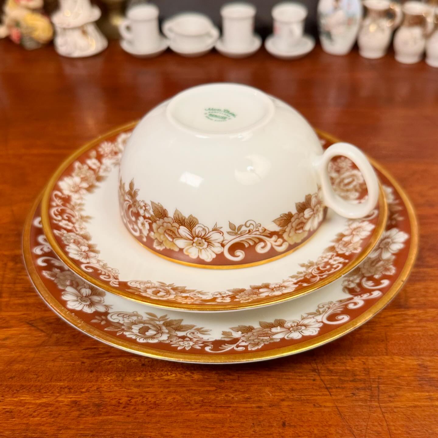 Xícara de chá mais prato de sobremesa em porcelana Renner Mon Cheri ...