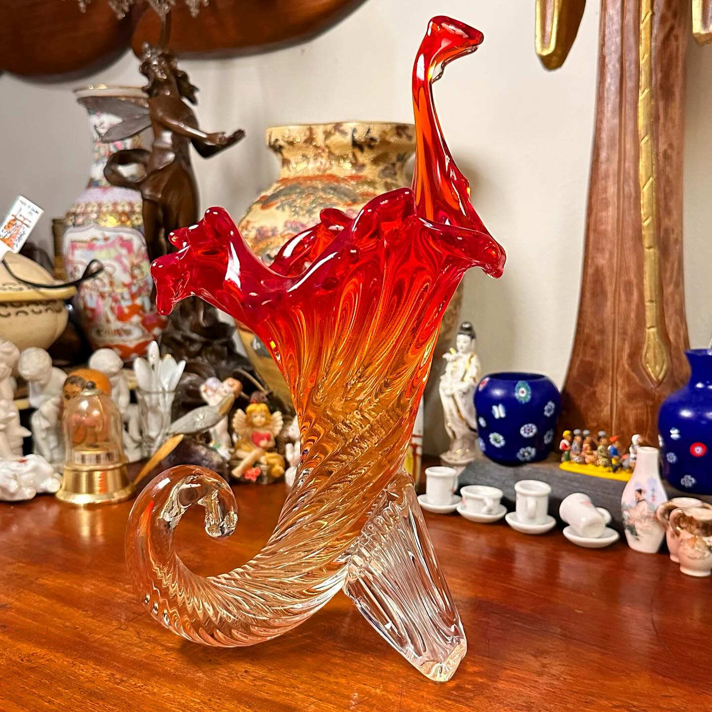 Vaso cornucópia em Murano - Dônama Antiquário