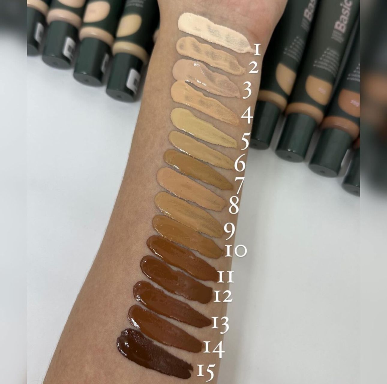 Base Liquida Matte Basic - NINA MAKEUP - Favorita - Loja de Maquiagem