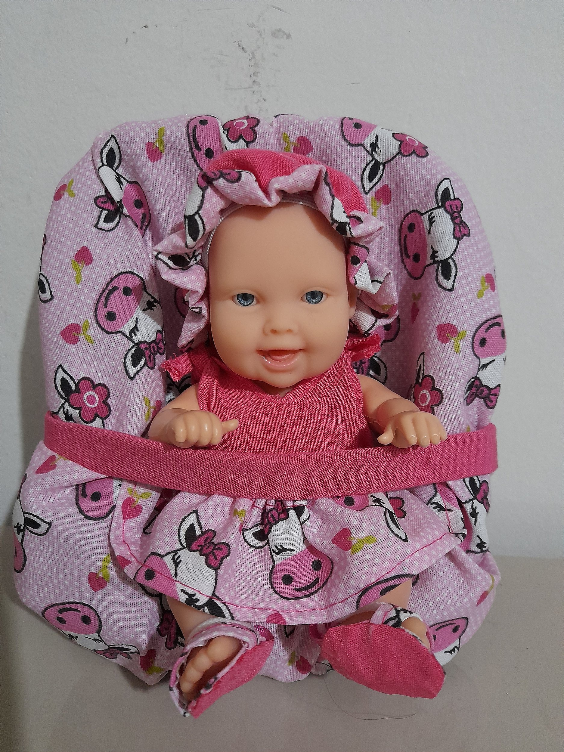 Boneca divertoys inteira borracha, macia. - BRECHODOLL