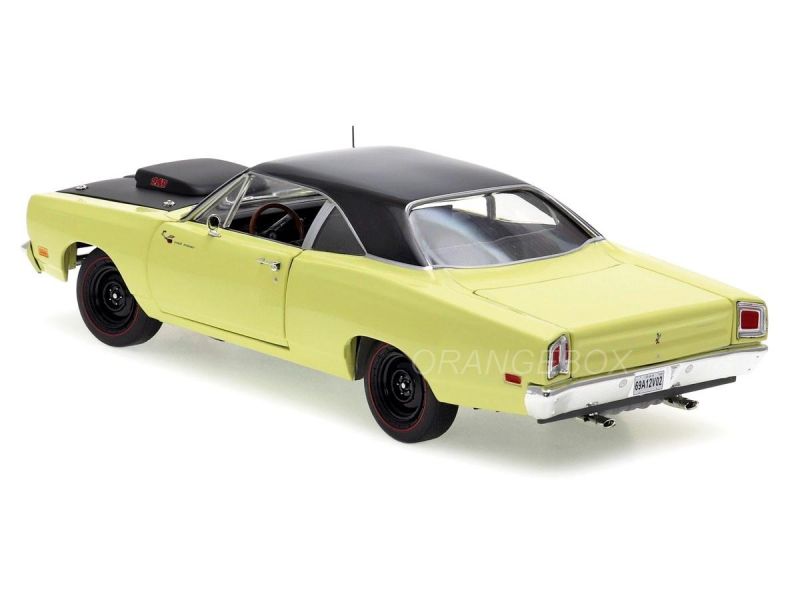 Plymouth Road Runner 1969/5 Class of 69 1:18 Autoworld (com teto preto ...