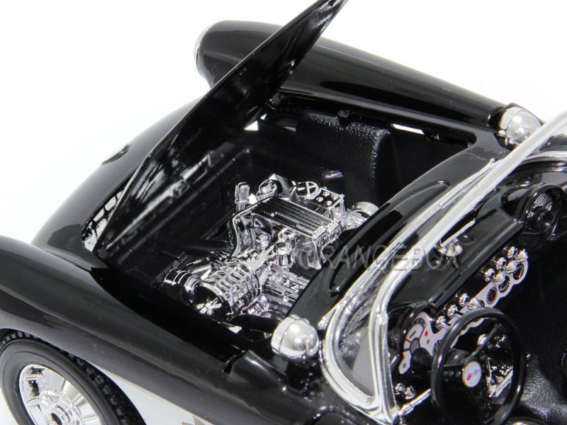 Chevrolet Corvette 1957 Highway Patrol Maisto 1:18 - 19 anos! Loja on ...