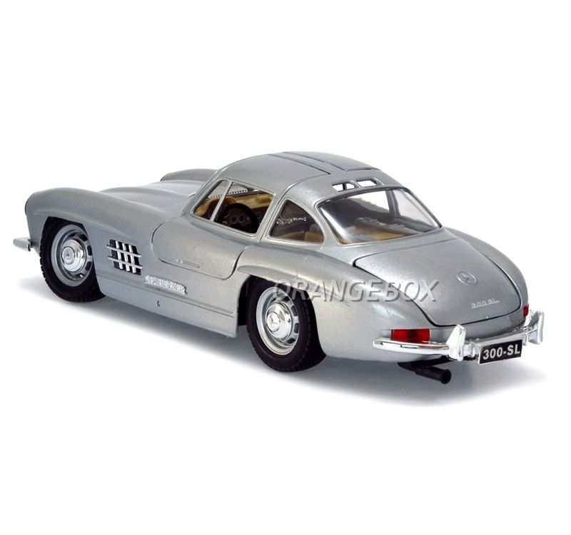 Mercedes Benz 300 SL 1954 Bburago 1:24 Prata - 19 anos! Loja on-line de miniaturas colecionáveis!