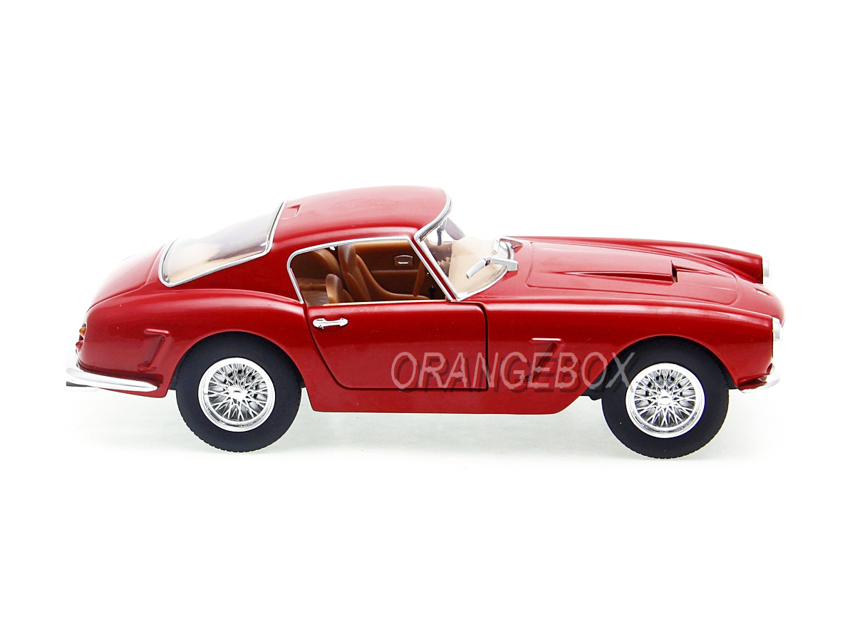 Ferrari 250 GT Berlinetta Passo Corto Bburago 1:24 Vermelho - 18 anos ...