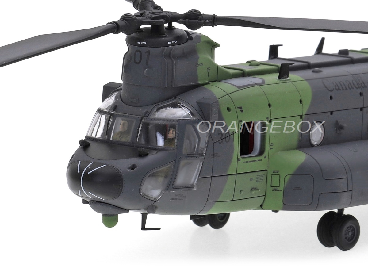 Helicoptero Boeing Chinook CH-147F Royal Canadian Air Force #147301 1: ...