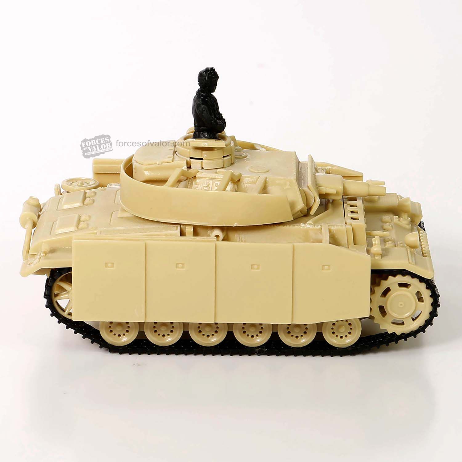 Model Kit Tanque German Panzer III Ausf. N (Kursk 1943) 1:72 Forces of ...