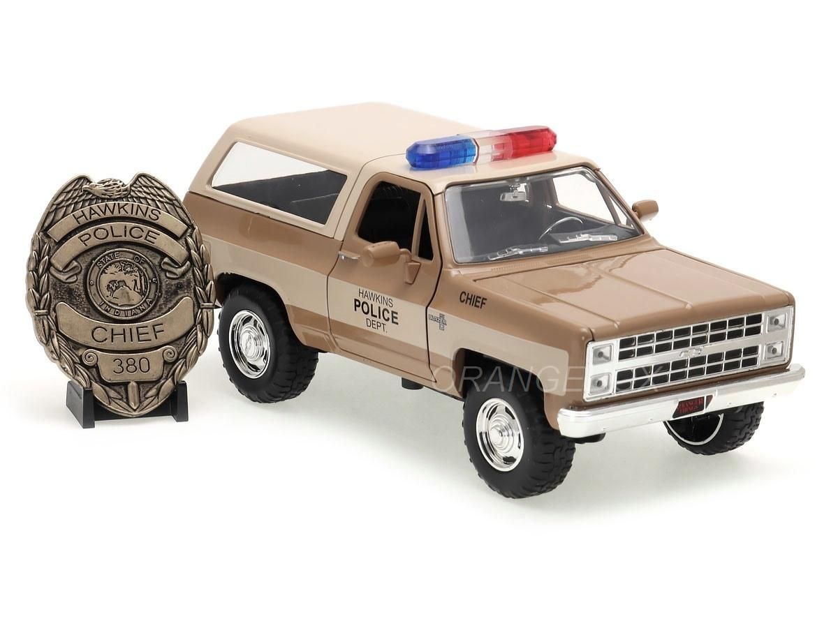 Hopper's Chevrolet Blazer Police Stranger Things Jada Toys 1:24 - 18 ...