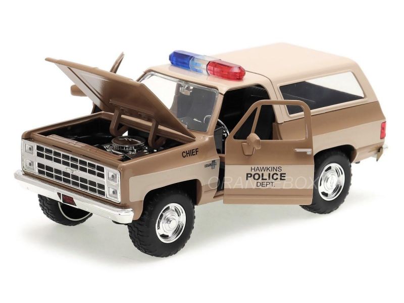 Hopper's Chevrolet Blazer Police Stranger Things Jada Toys 1:24 - 18 ...