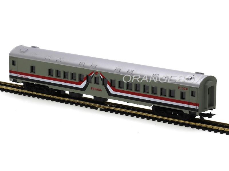 Carro de Passageiros 1A Classe FEPASA Ave Maria 1:87 HO Frateschi ...