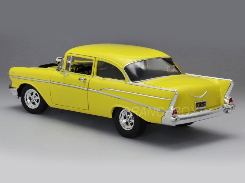 Chevrolet Bel Air 1957 Hollywood Knights 1:18 Acme - 20 anos! Loja on ...