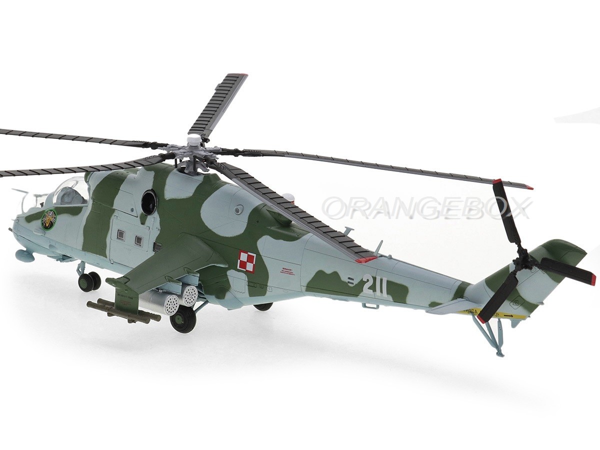 Helicóptero Mi-24 Poland Air Force 1:72 Easy Model - 19 anos! Loja on ...