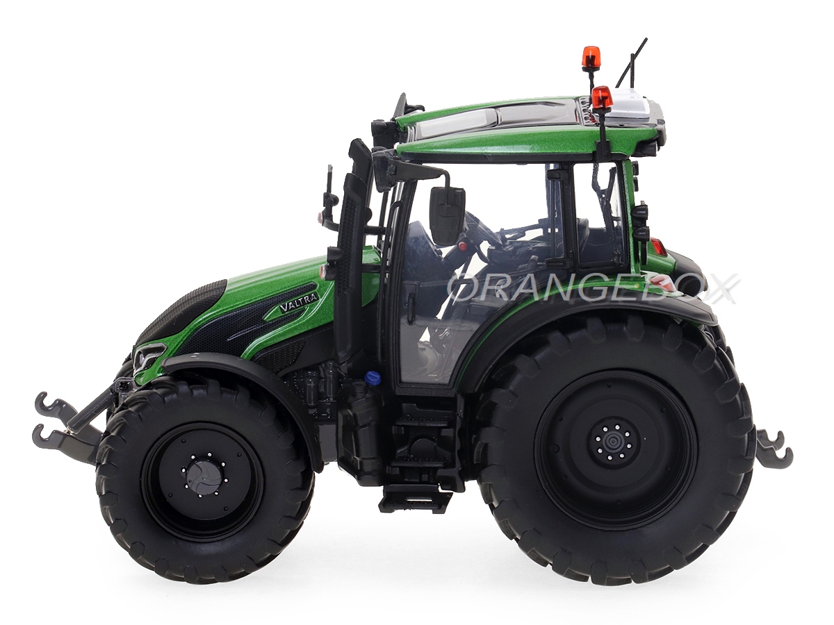 Trator Valtra G135 Unlimited Ultra Green 1:32 Universal Hobbies - 20 ...