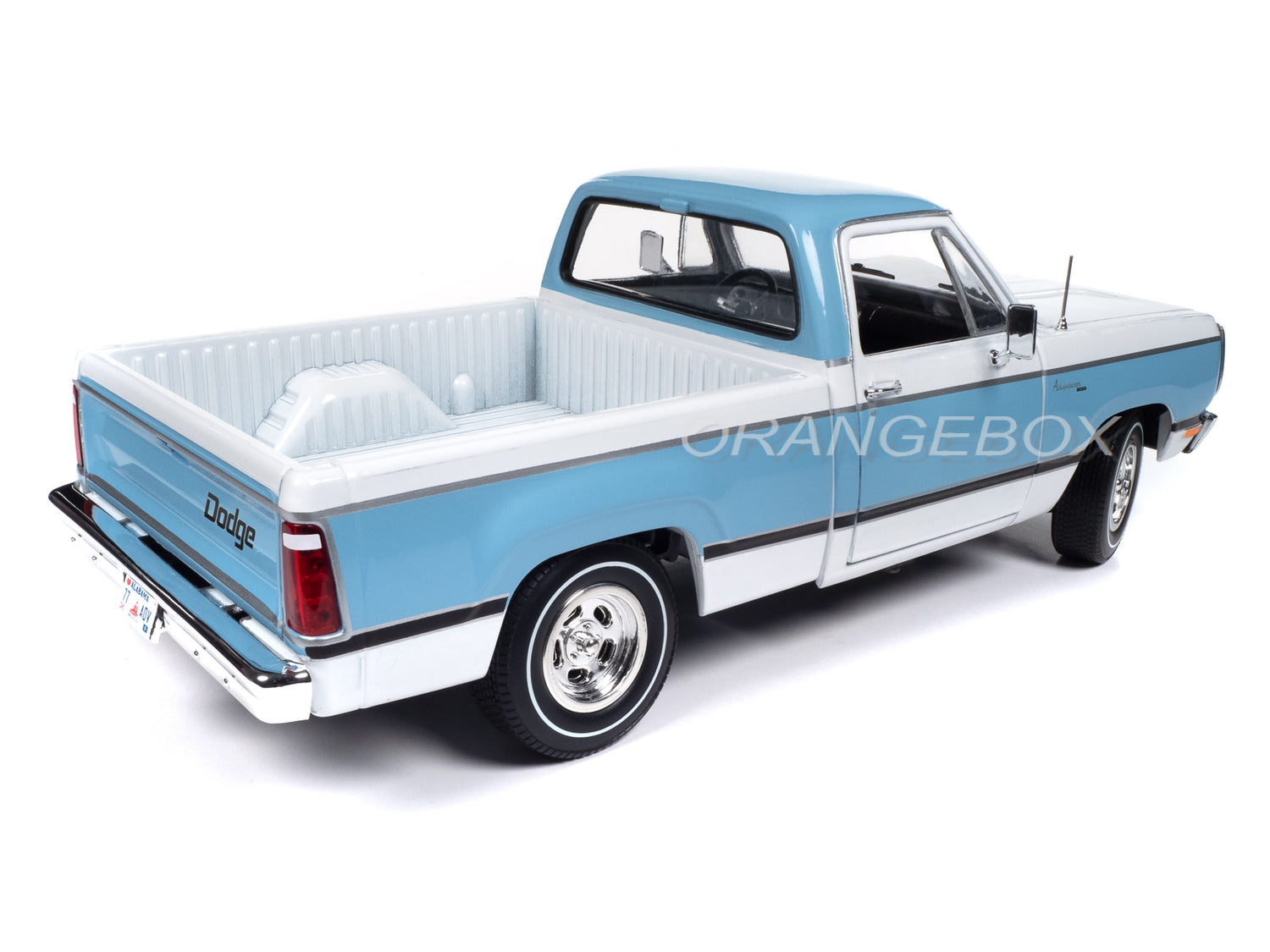 Dodge D100 Adventurer Sweptline 1977 1:18 Autoworld Azul - 20 anos ...