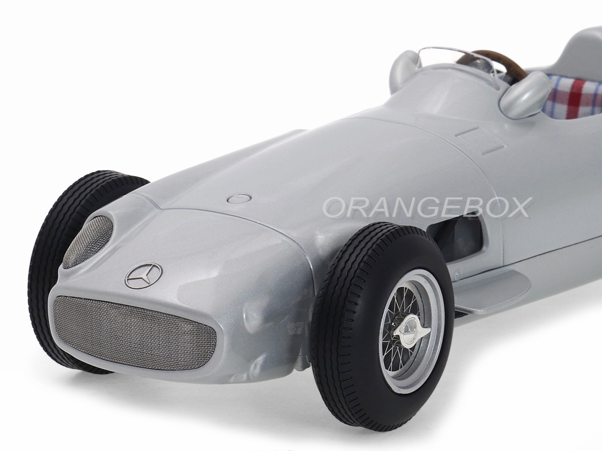 Fórmula 1 Mercedes Benz W196 Plain Body Edition 1955 1:18 Werk83 - 18 anos! Loja on-line de ...